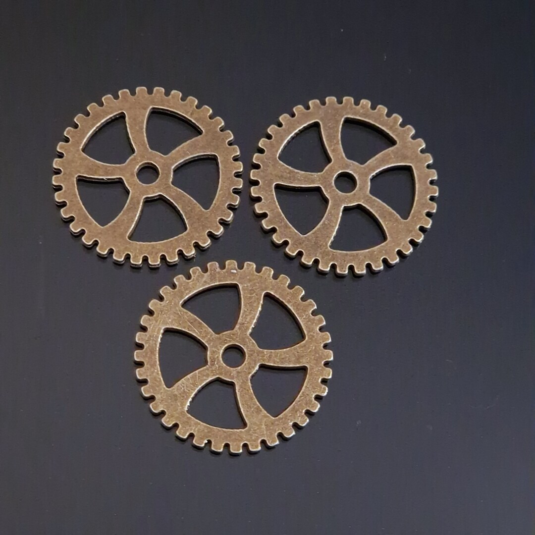 15 Metal Antique Bronze Steampunk Cogs and Gears Charm Pendant 31mm ...