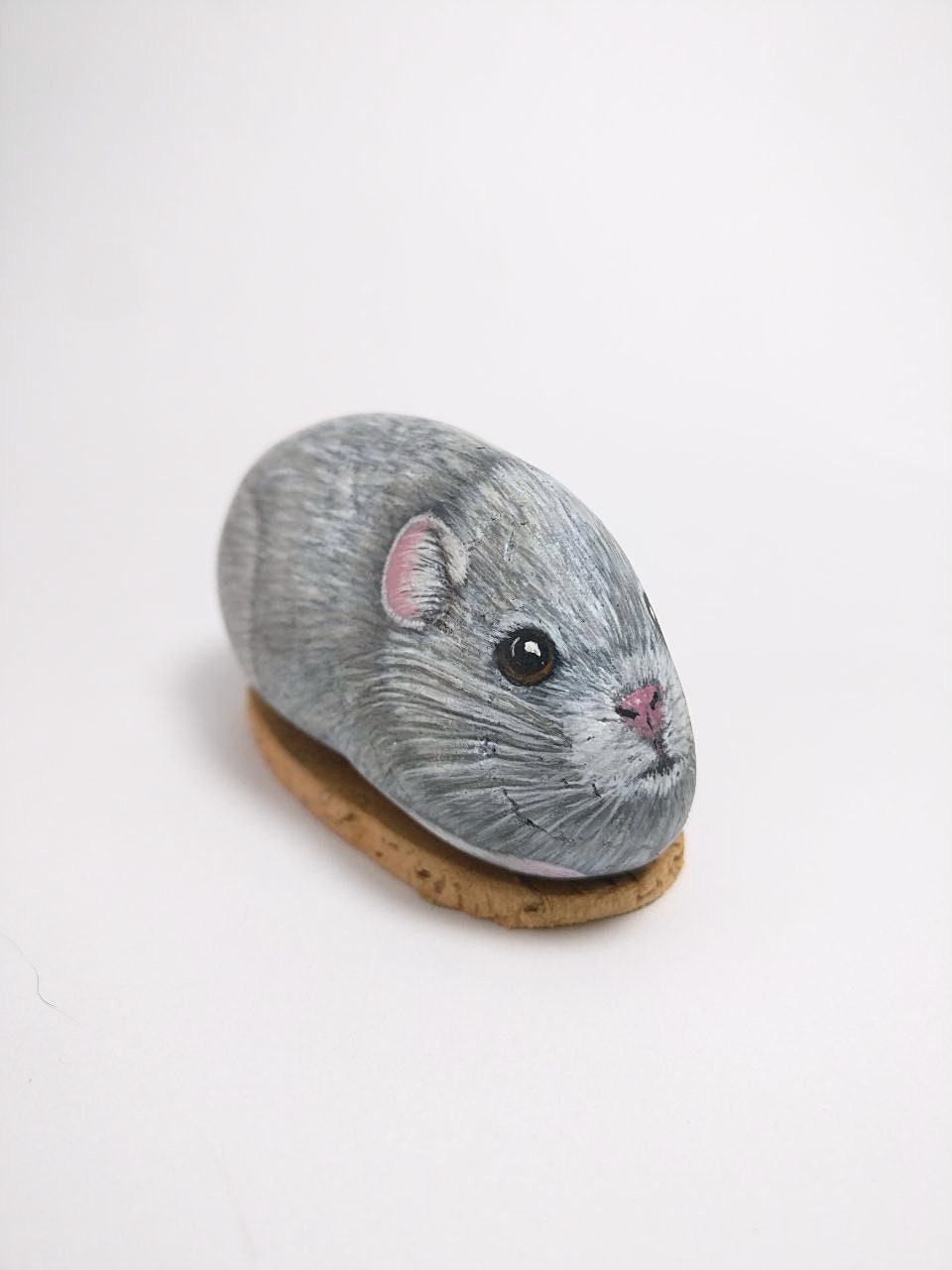 Mouse on River Stone, Miniature Mouse, Miniature Collector, Musculus ...