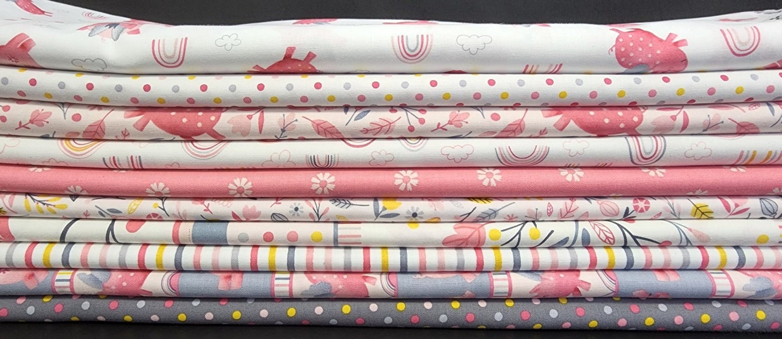 Porkopolis by Diane Eishler for Studio E Fabric - 9 Fat Quarter Bundle ...
