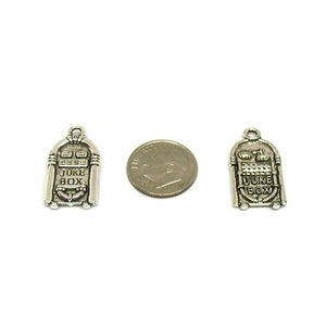 Jukebox Keychain, Retro Keychain, Jukebox Key Chain, Music Lover Charm ...