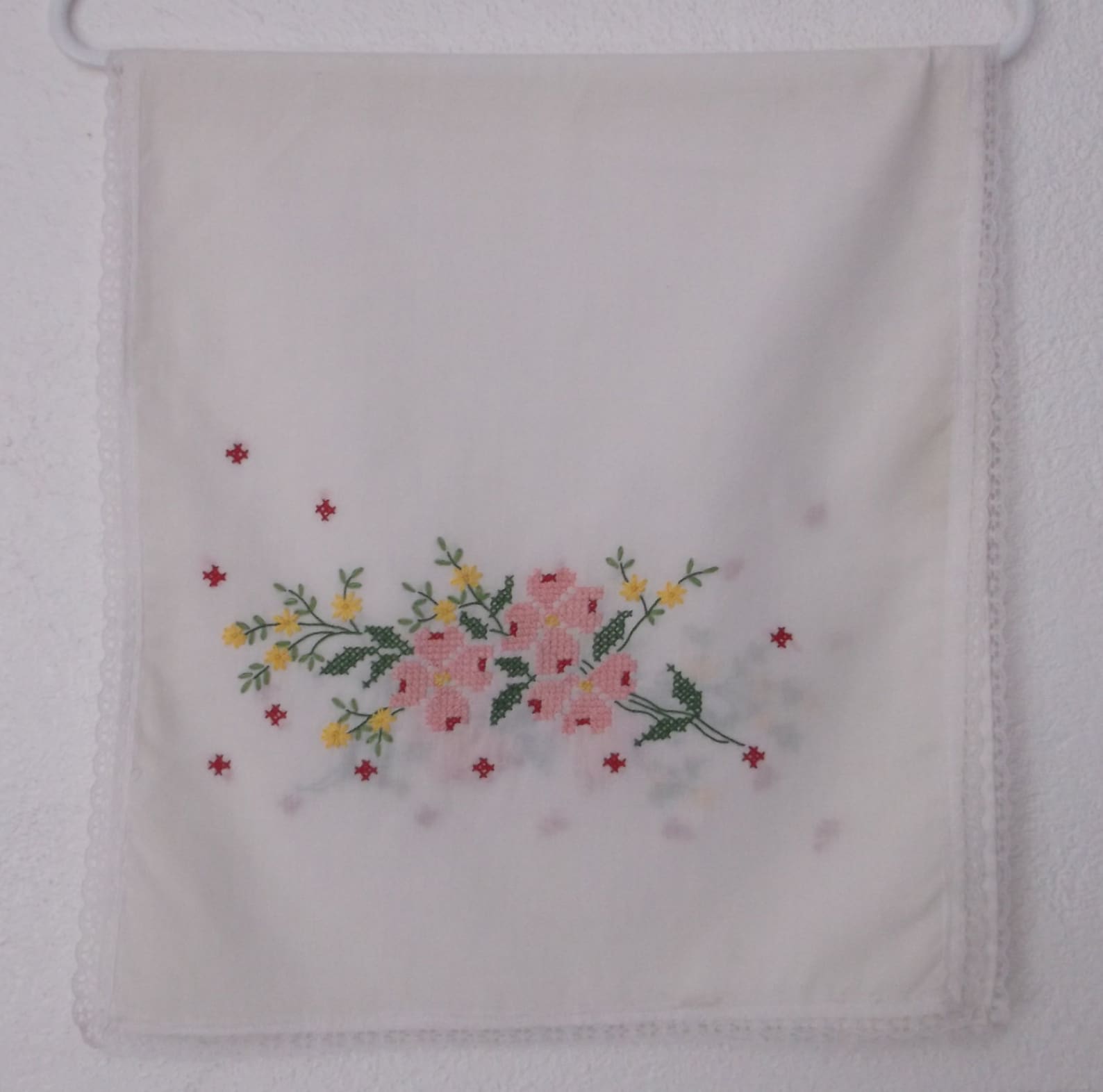 Hand Embroidered Dresser Scarf - Etsy