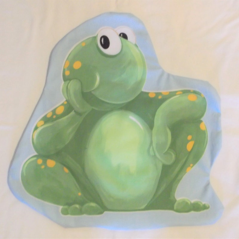 Freddie the Frog - Etsy