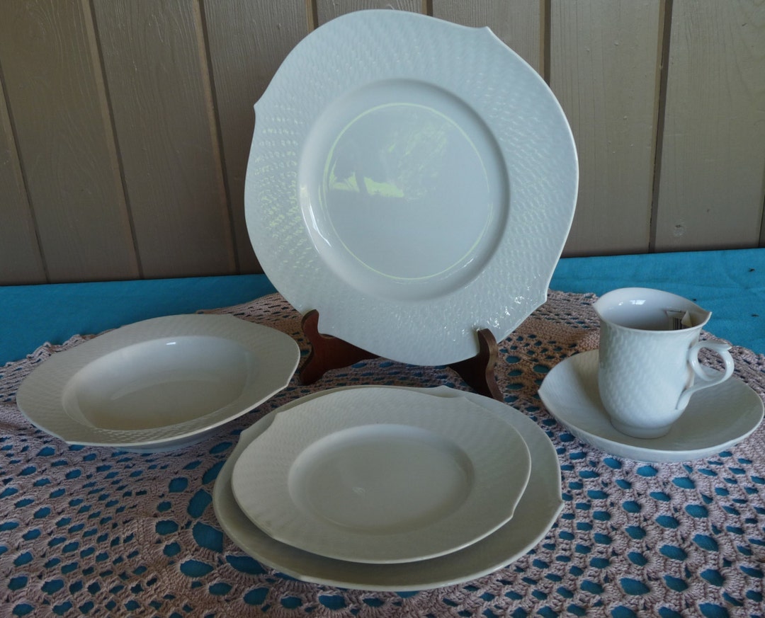 Meissen Germany - Signed Weifs "wave White" Shape Waves Relief - ONE ...