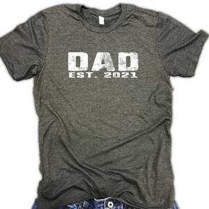 Dad Est 2021 Soft Blend Unisex Shirt - Expecting Dad Shirt, New Dad ...