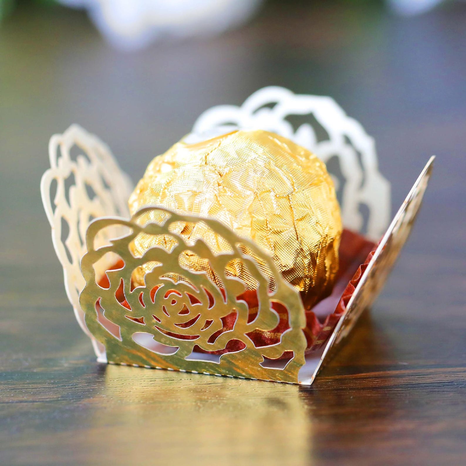 Big Rose Truffle Paper Wrappers White Wedding Candy Paper Holder ...