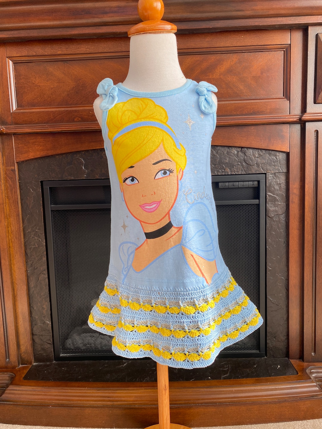 Size 2T Cinderella Cute, Stylish Tie Knot Design Sleeveless Pull on ...