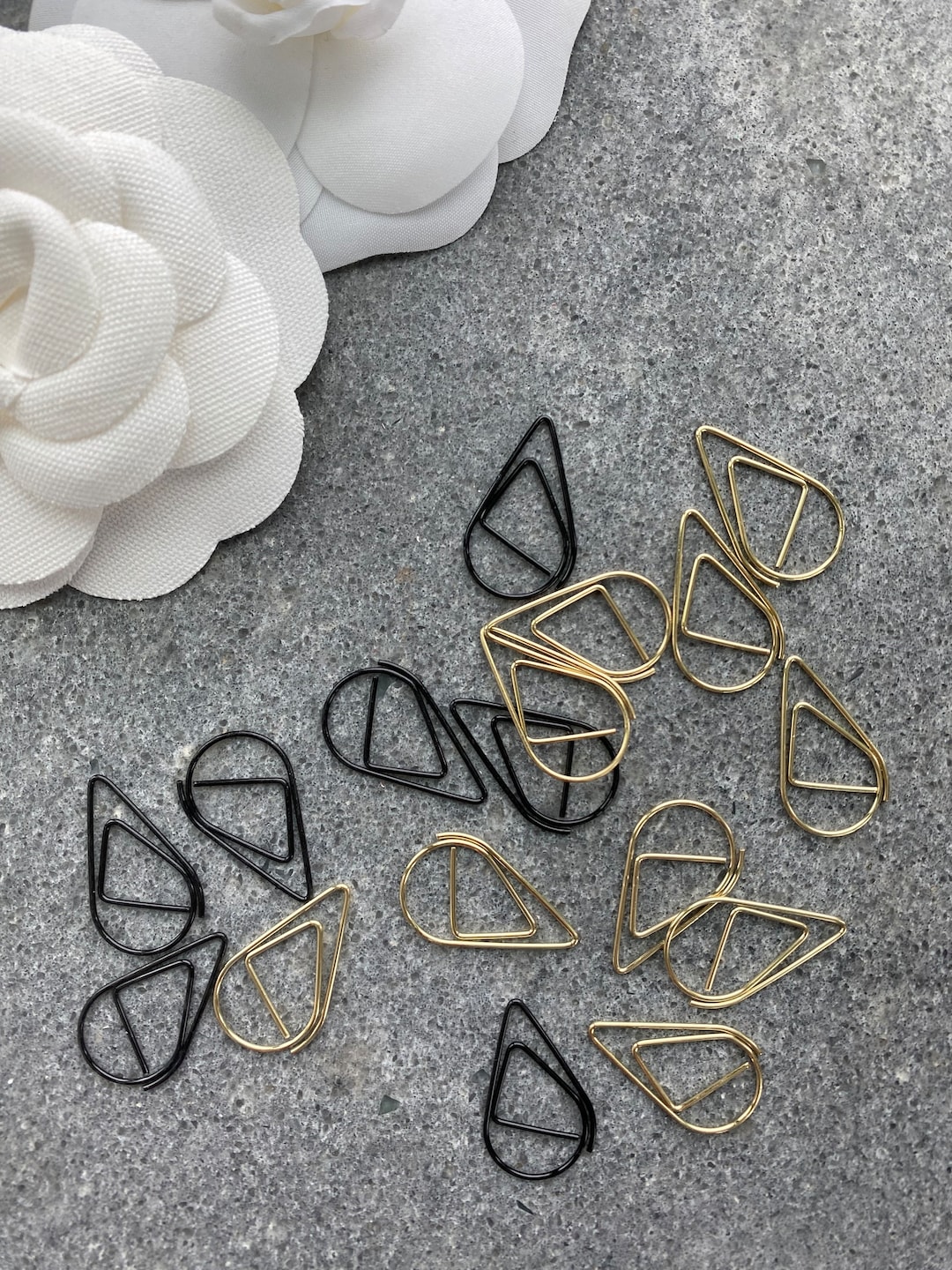 Gold or Black Tear Drop Paper Clips (1” / 2.5cm) - Etsy