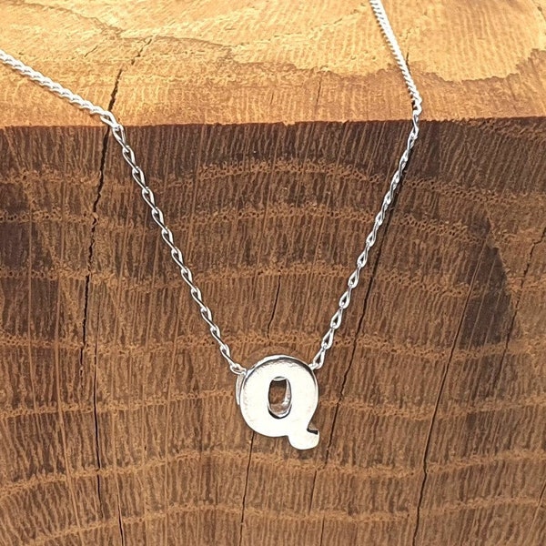 Q Necklace - Etsy