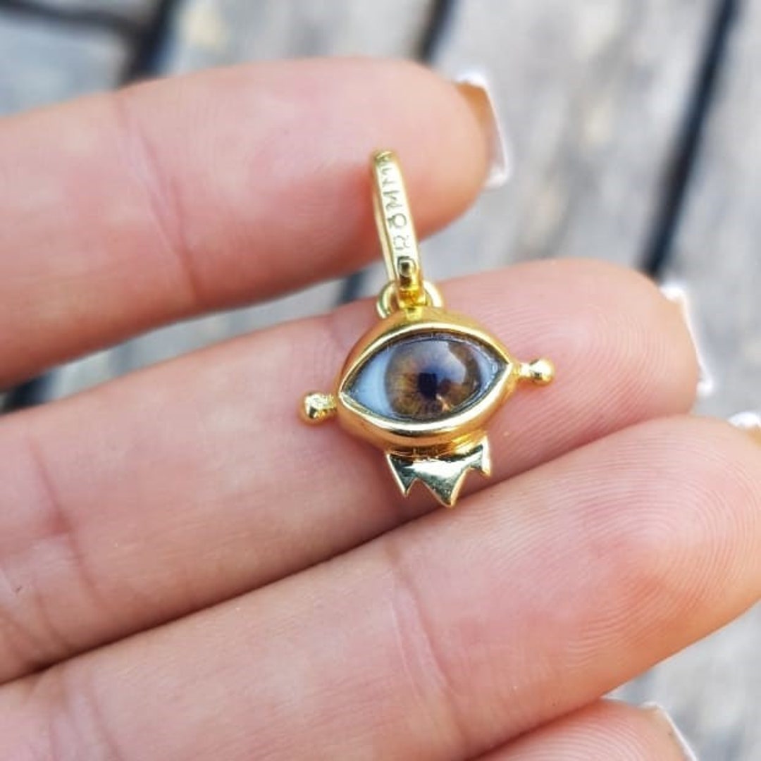 Small Spike Eye Pendant - Etsy