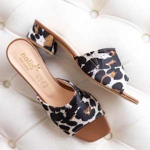 Open Toe Animal Print Mules , Leather Cow Mules Open Toe Square Toe 3,5 ...