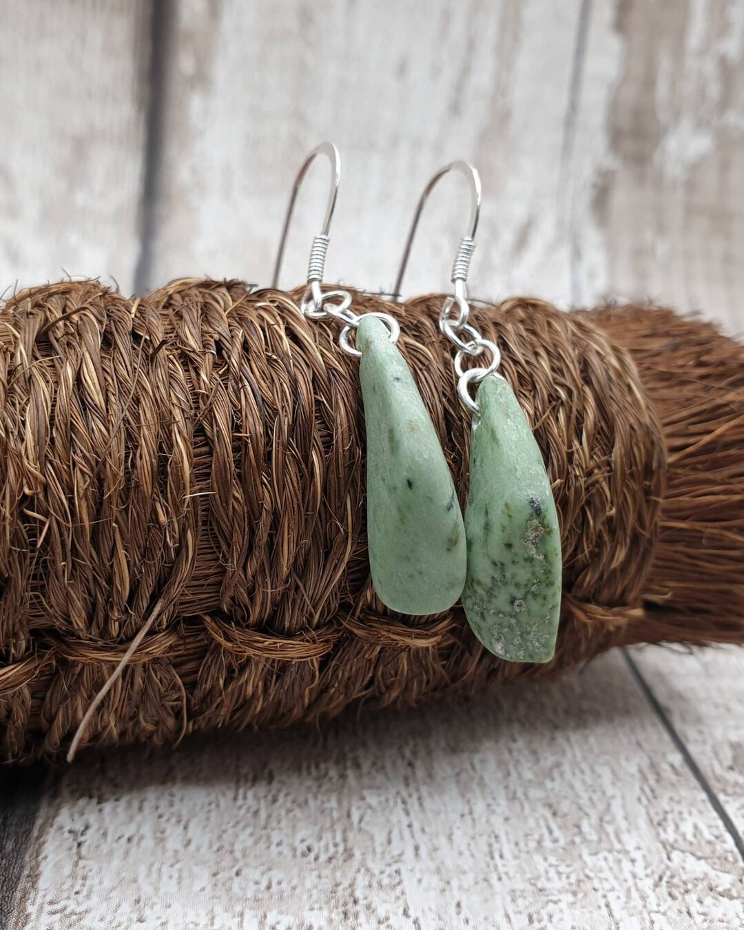 New Zealand Pounamu Greenstone Fish Hook Drop Earrings. - Etsy