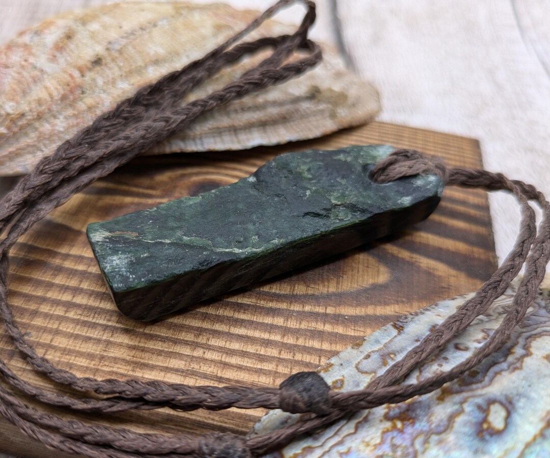 NZ Serpentine Pendant Pounamu Greenstone, Live Raw Edge. - Etsy