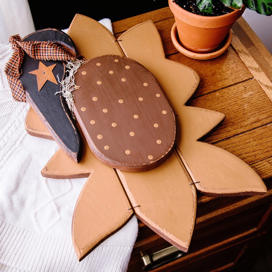 Farmhouse Primitive Sunflower With Crow Primitive Folk Art | Etsy