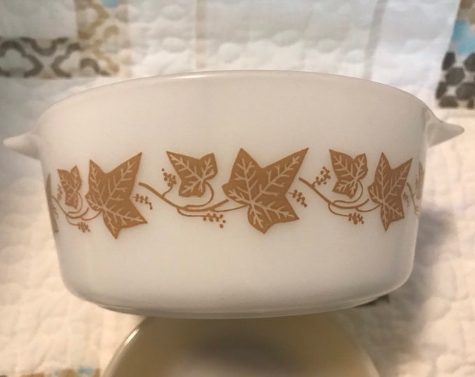 Pyrex Casserole Dish Sandalwood Ivy #472 ~ 1 1/2 Pint ~ Milk Glass ...