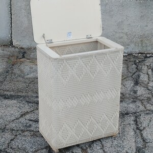 Vintage Harvey Hamper ~ Wicker/wood ~ White/beige W/gray Black ...