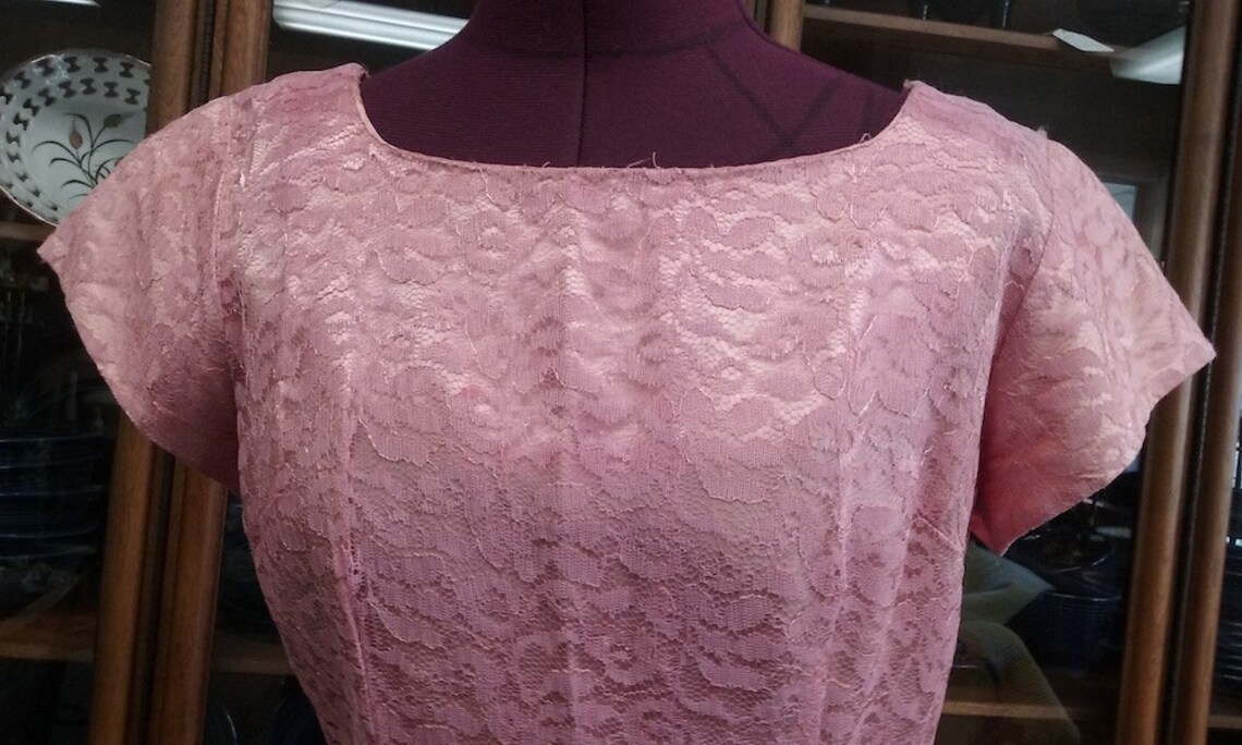 Vintage Pink Lace Overlay Dress ~ Taffeta ~ Women's Short Sleeve ...
