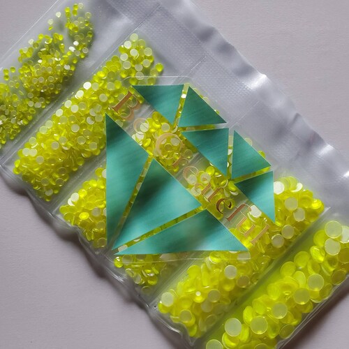 Luxe Neon Yellow Hotfix Glass Rhinestones - Etsy