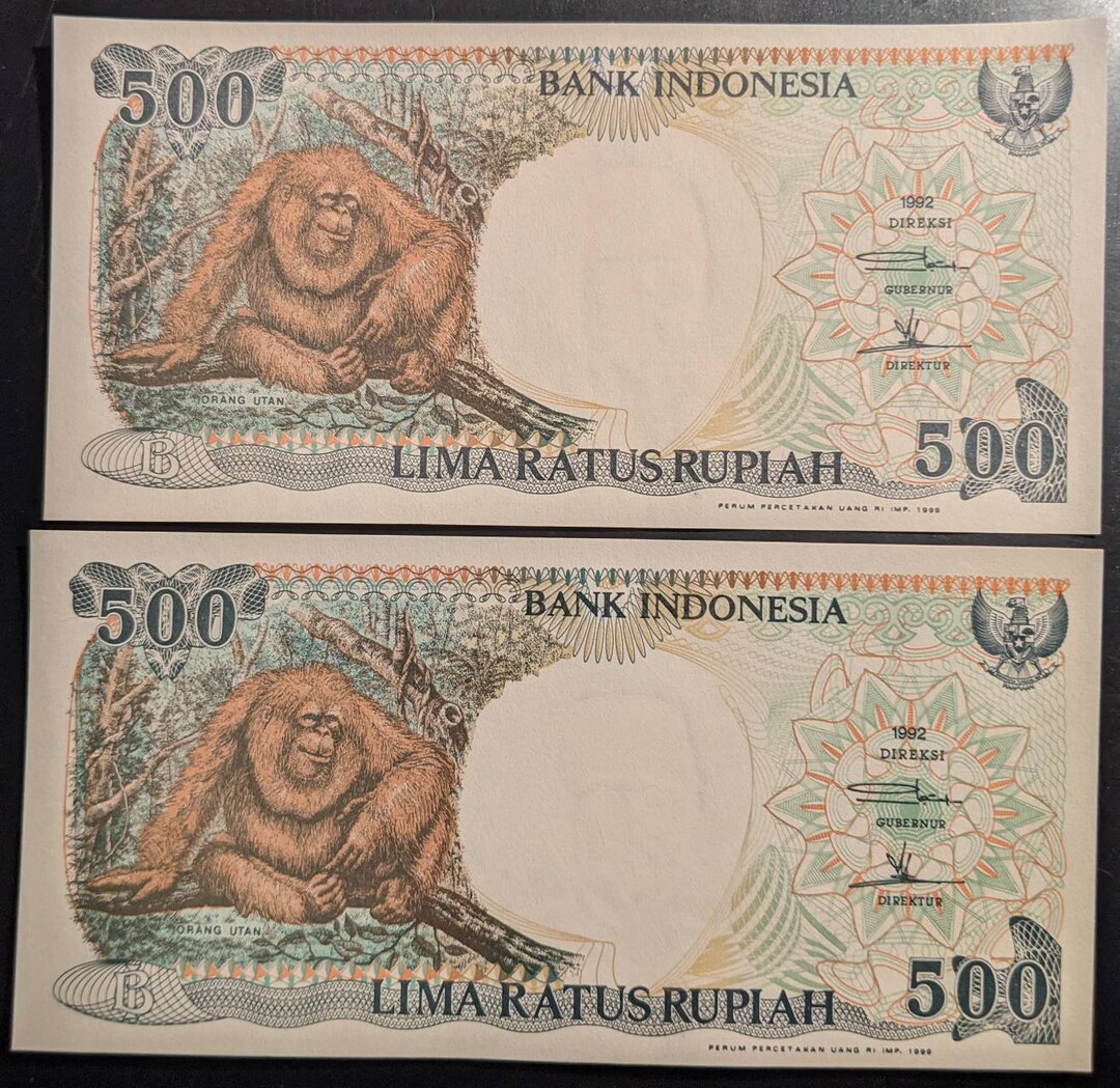 Pair of Consecutive Vintage 1992 Crisp Uncirculated Bank of Indoneisa ...
