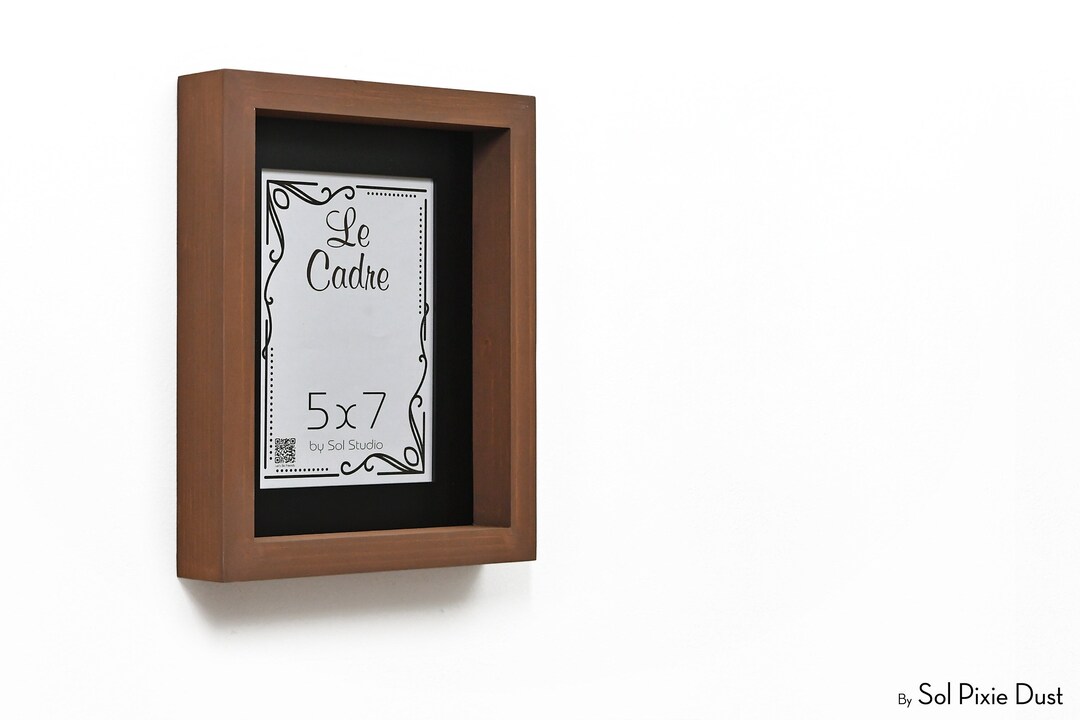 Le Cadre Picture Frames - Modern Wooden Photo Frames Made of Swedish ...