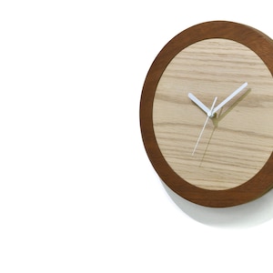 Wooden Round Clock Natural Wood Face - Simple Solid Wood Wall Clock ...