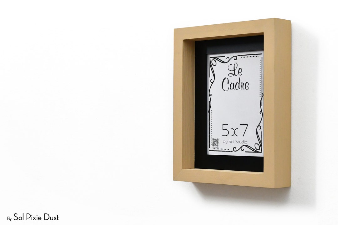 Le Cadre Picture Frames - Modern Wooden Photo Frames Made of Swedish ...