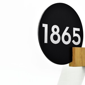 Modern Projecting Sign Round - Black Aluminum (ACP) and Fiber Laser ...