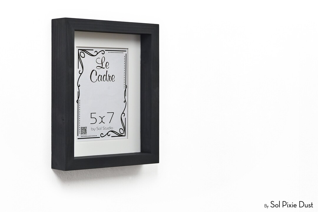 Le Cadre Picture Frames - Modern Wooden Photo Frames Made of Swedish ...