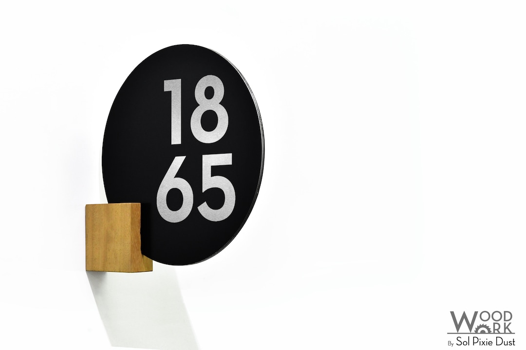 Modern Projecting Sign Round - Black Aluminum (ACP) and Fiber Laser ...