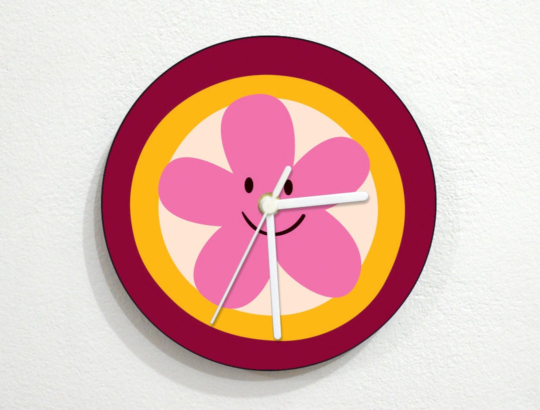 Pink Smiling Daisy - Wall Clock - Etsy