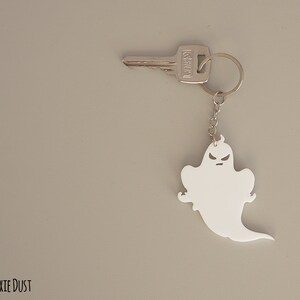 Key Ring - Halloween Cute Ghost Silhouette - Etsy