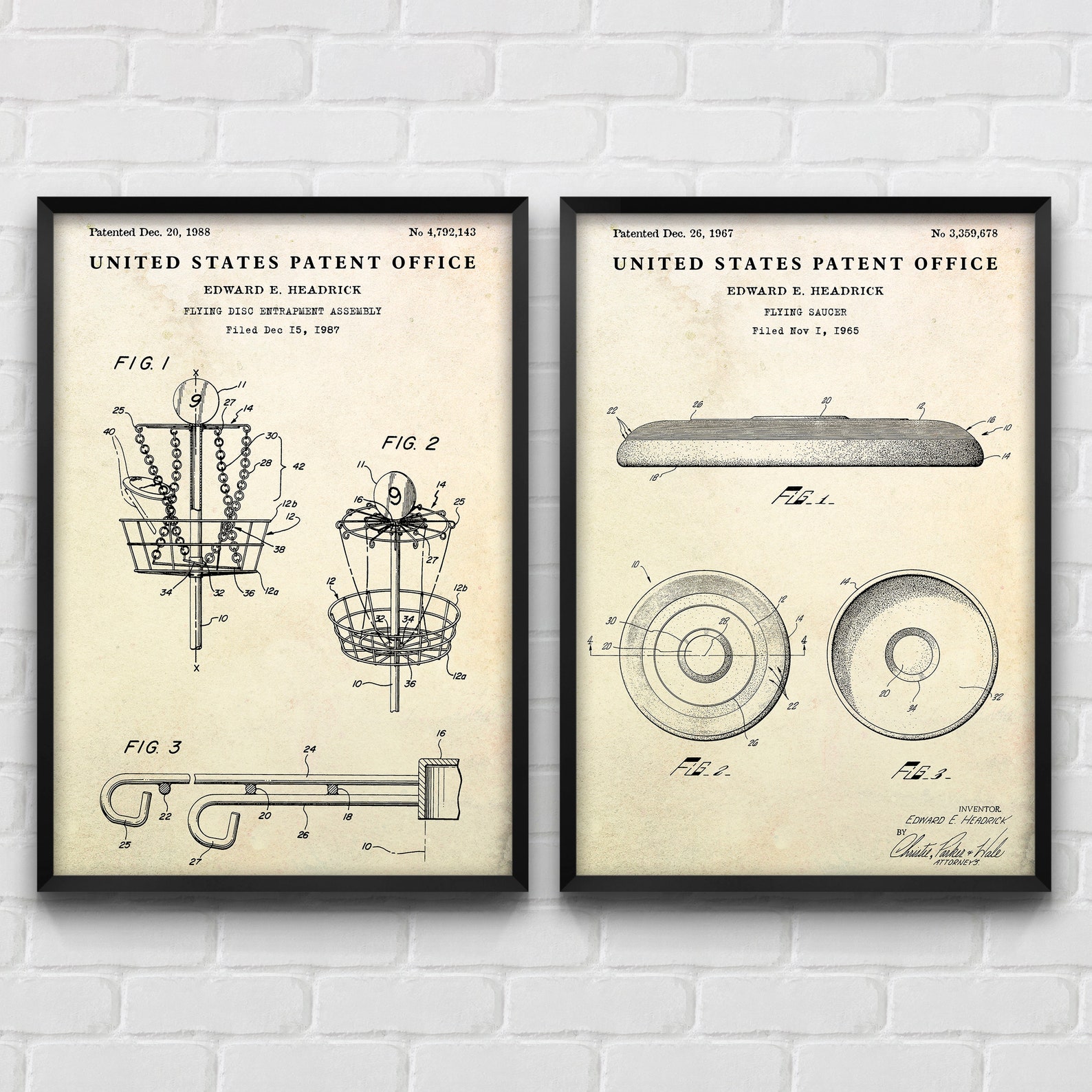 Disk Golf Gift: Flying Saucer & Disk Golf Basket Patent Art, Lawn Games ...