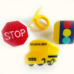 24 Stop Look and Listen School Bus Driver Cupcake Rings Cake Topper ...