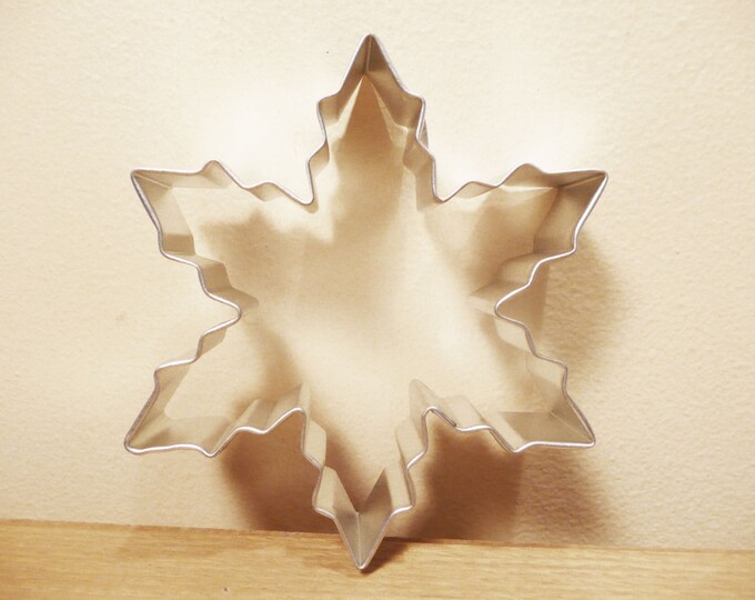 Metal 3.75 Snowflake Cookie Cutter Christmas Holiday Winter Fondant ...