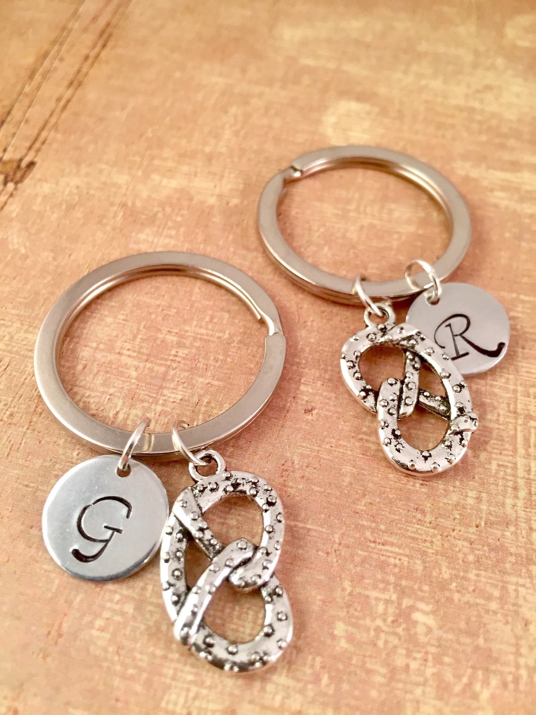 Pretzel Keychain, Best Friend Pretzel Key Ring, Antique Silver Pretzel ...