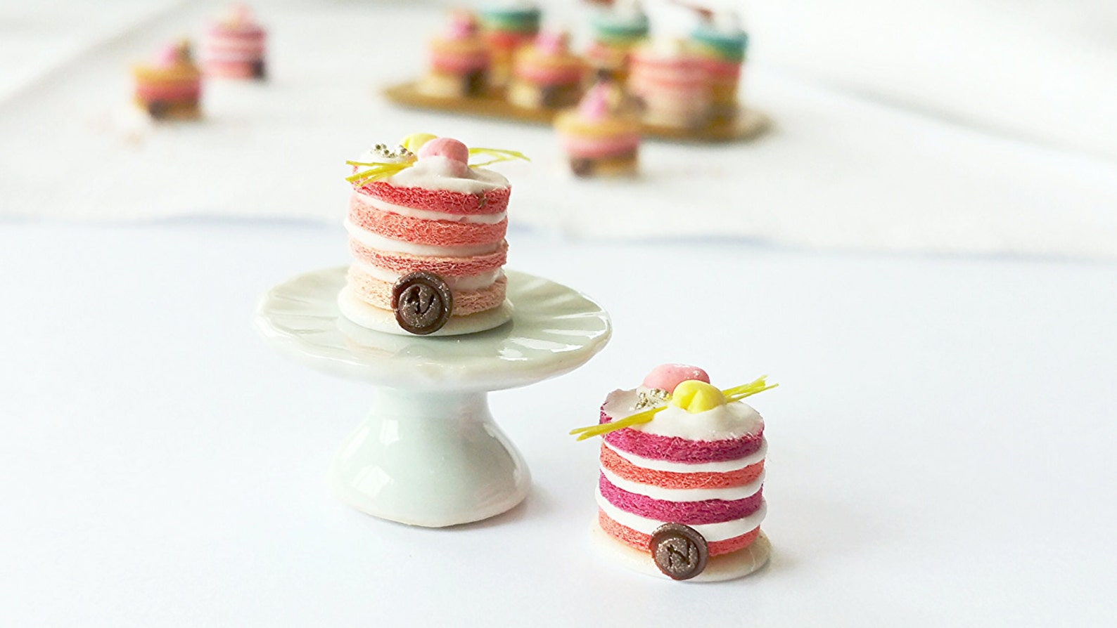 Tray of 6 Gourmet Single-portion Cakes Scale 1:12 / Dollhouse - Etsy