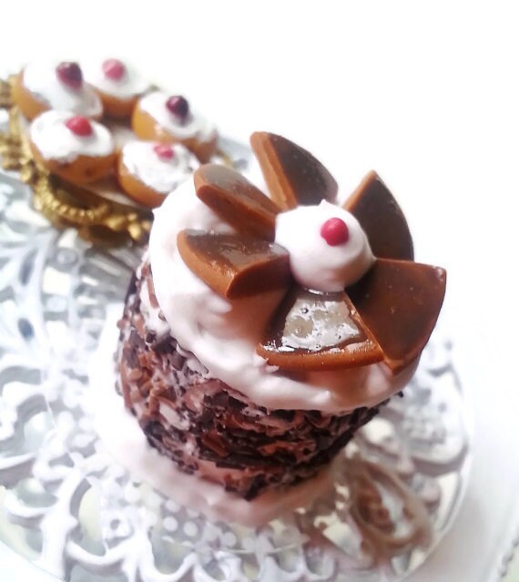 Miniature Cake Set Scale 1:12 / Scale One Inch Cake / - Etsy