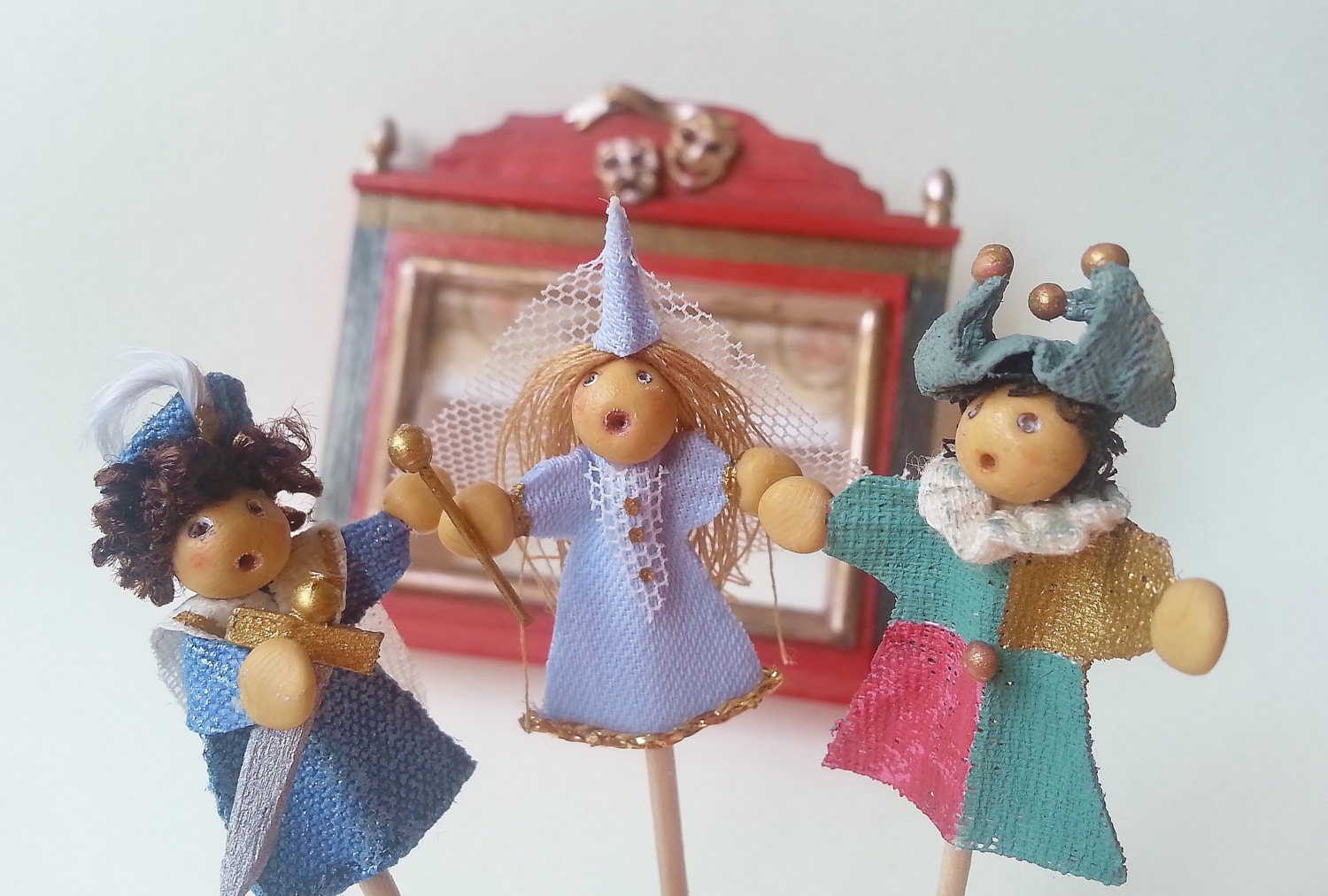 Miniature Theater and Puppets / Dollhouse 1:12 Scale Toy Store ...