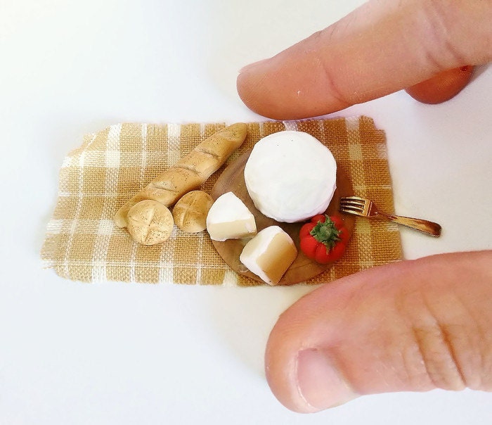 Miniature cheese scale 1:12 / Miniature Italian food / | Etsy
