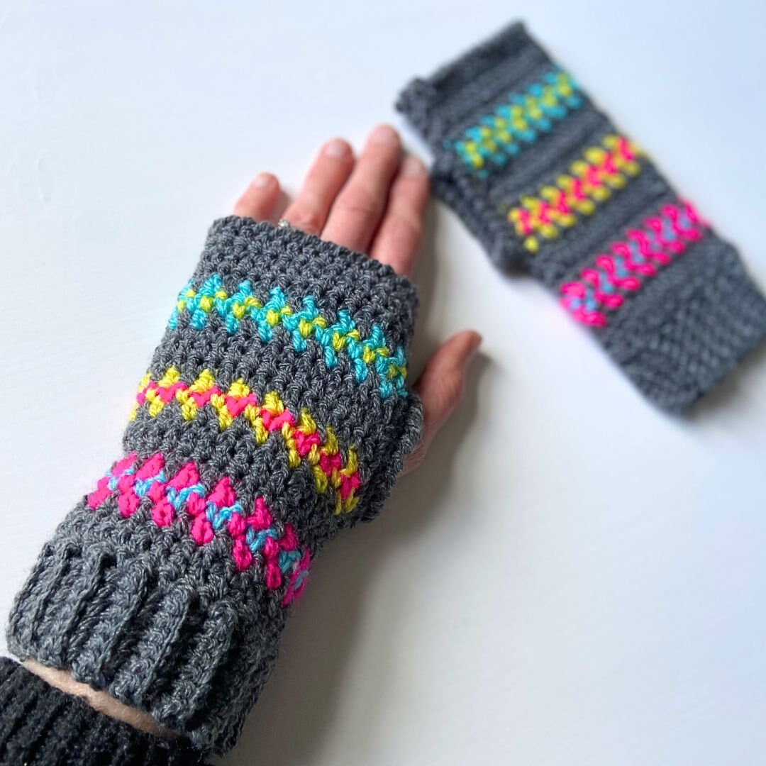 Asher Handwarmers Crochet Pattern - Etsy
