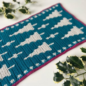 Starry Spruce Table Runner Crochet Pattern - Create a Beautiful Mosaic ...