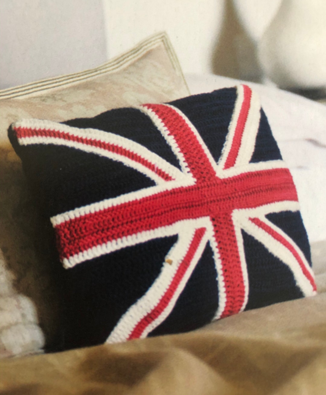 Easy Crochet Flag Themed Cushion Pattern Union Jack Crochet Cushion ...