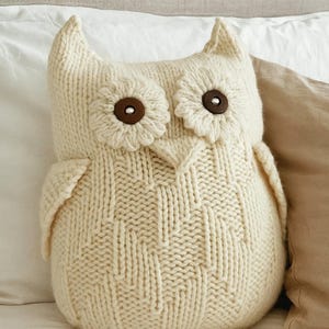 Knitted Owl Amigurumi Pattern Easy to Follow Knitting Owl Cushion ...