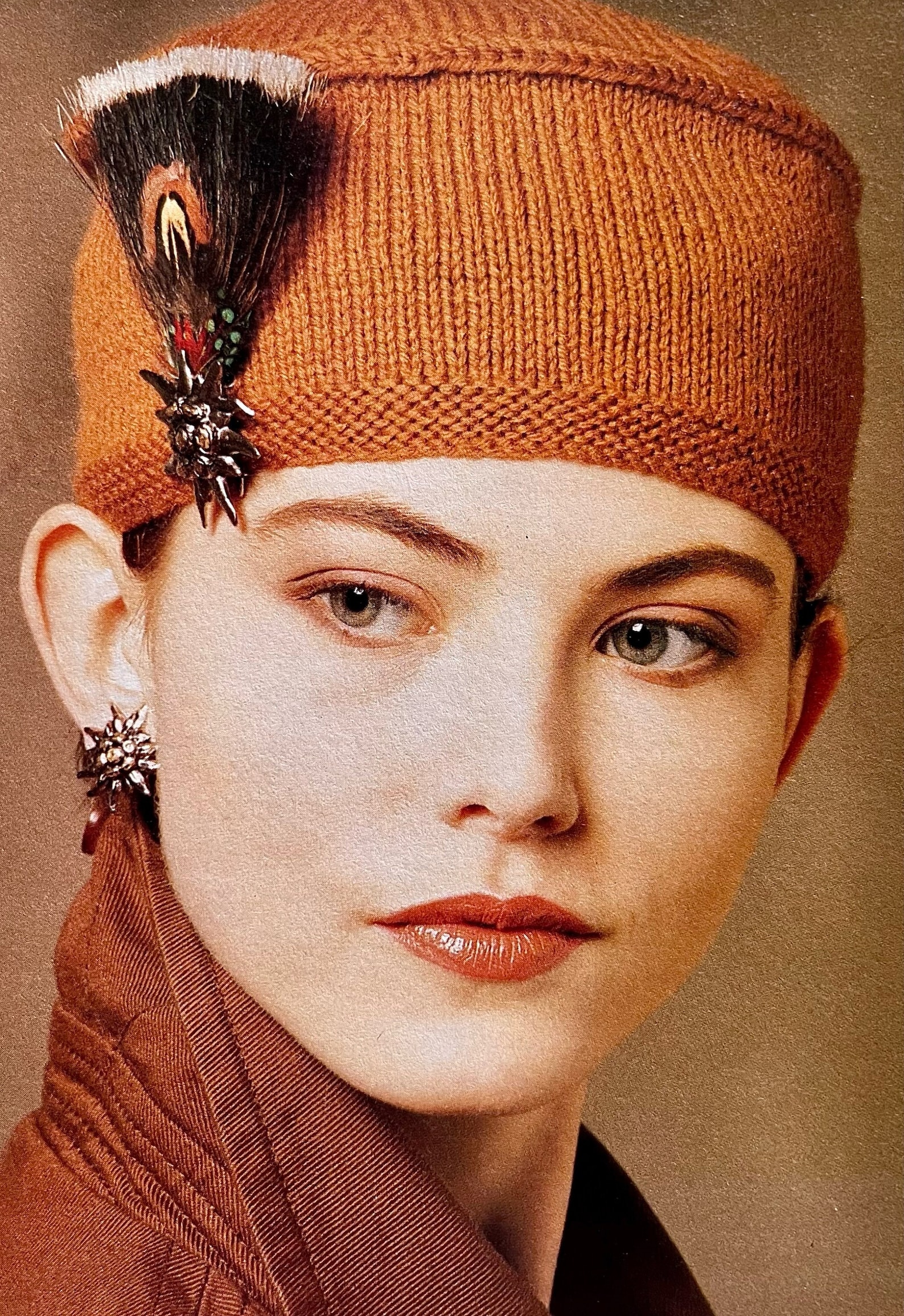 Vintage Knitted Hat Pattern Pill Box Shaped Design Knitting Tutorial ...