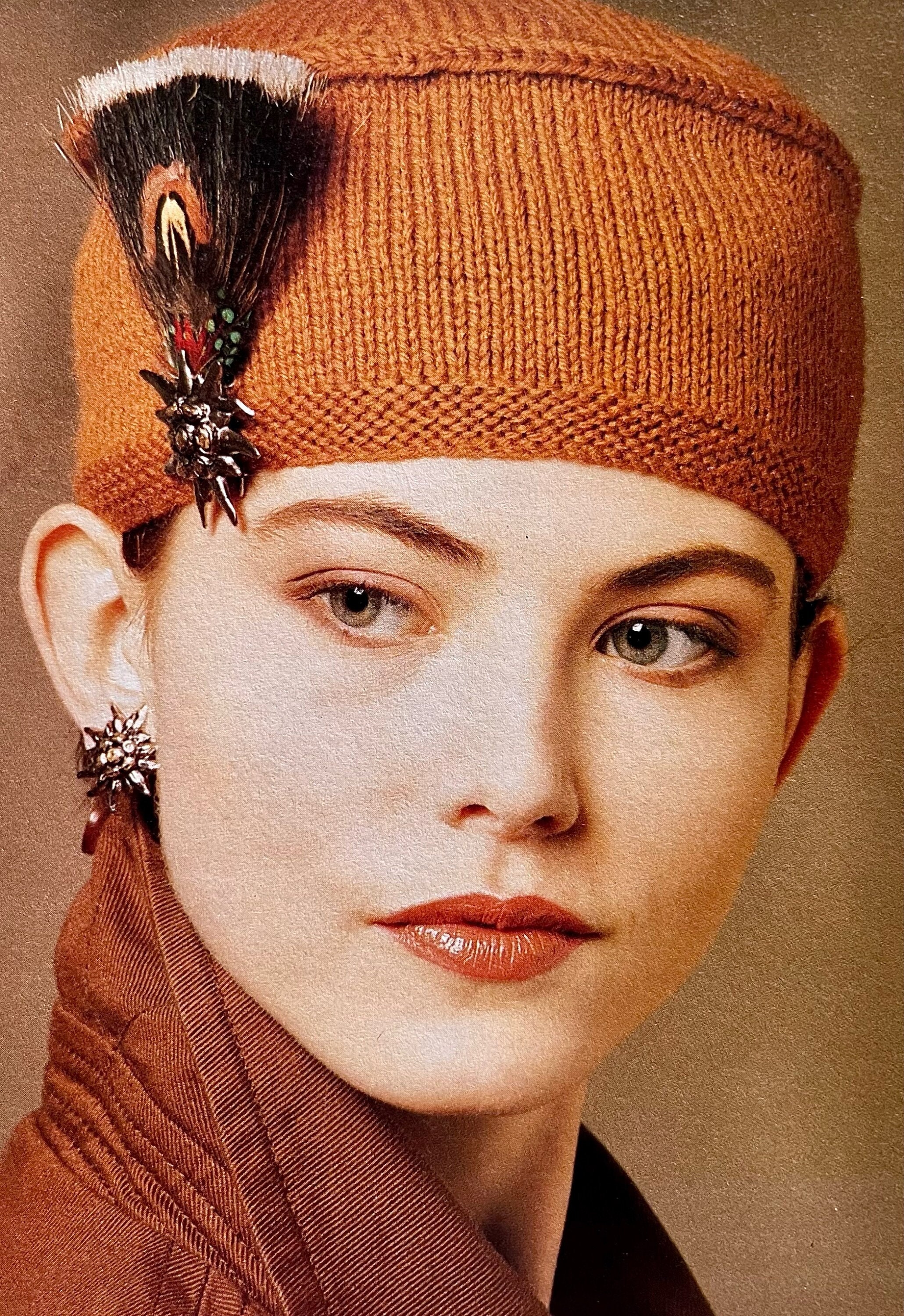 Vintage Knitted Hat Pattern Pill Box Shaped Design Knitting Tutorial ...