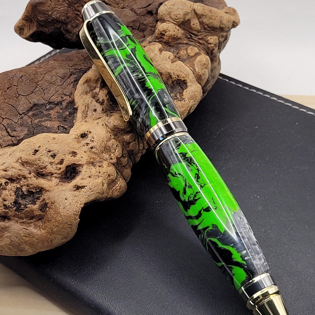 Large Pen Big Ben Style Vibrant Green Gray Silver Acrylic Cigar Pen ...