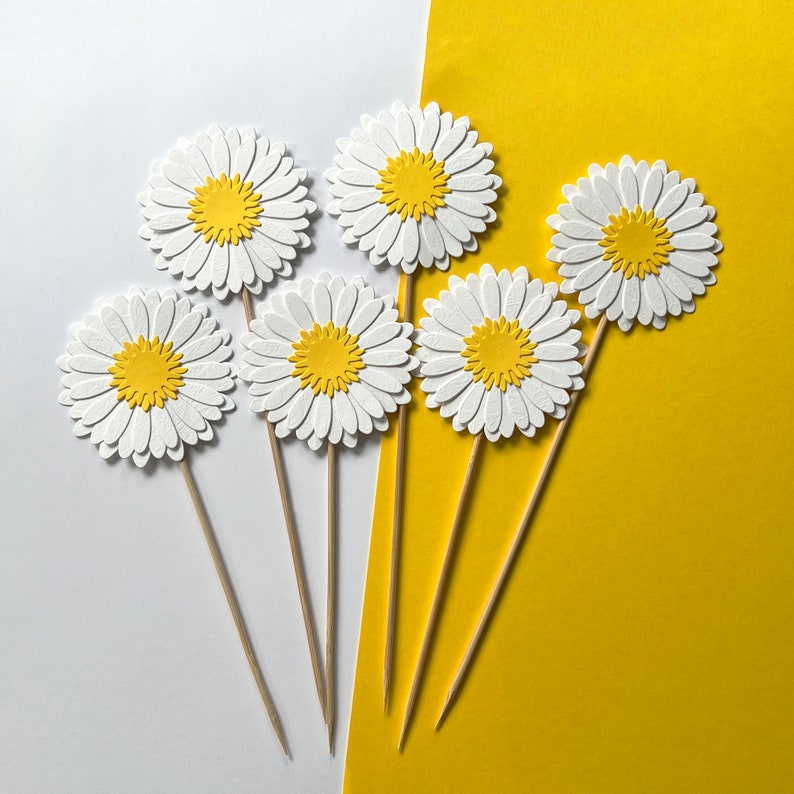 Daisy Flower Cake Toppers | Birthday Party Decor | Paper Daisies | Set ...
