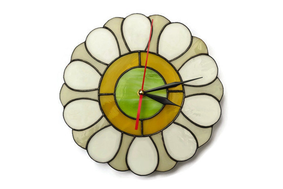 Retro White Daisy Wall Clock 10 Inch. Unique Handmade Flower Stained ...