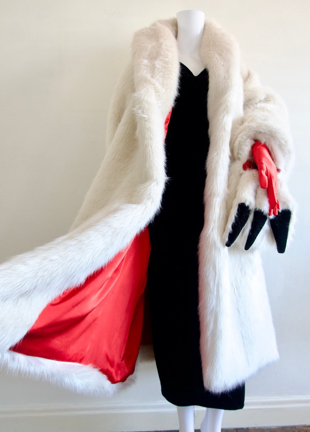 Cruella De Vil Inspired Costume Tail Faux Fur Bag, Custom-made - Etsy