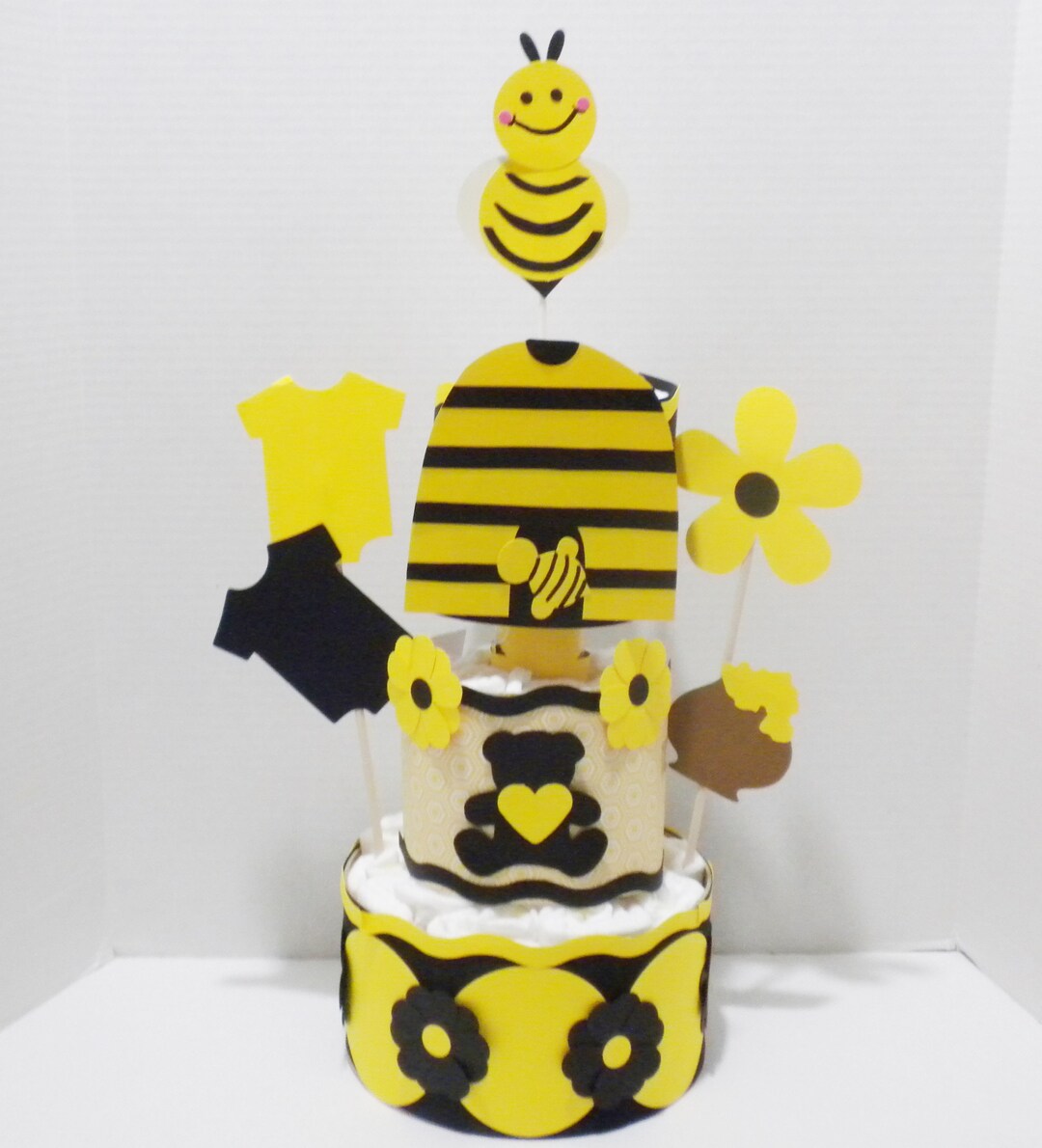 Bumble Bee Diaper Cake, Baby Shower Centerpiece - Etsy