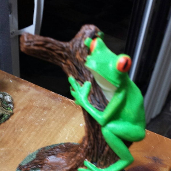 Tree Frog Statue Figurine - Etsy